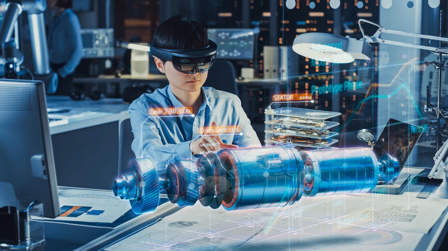 What Is Mixed Reality (MR) and How Is It Transforming The Workplace?