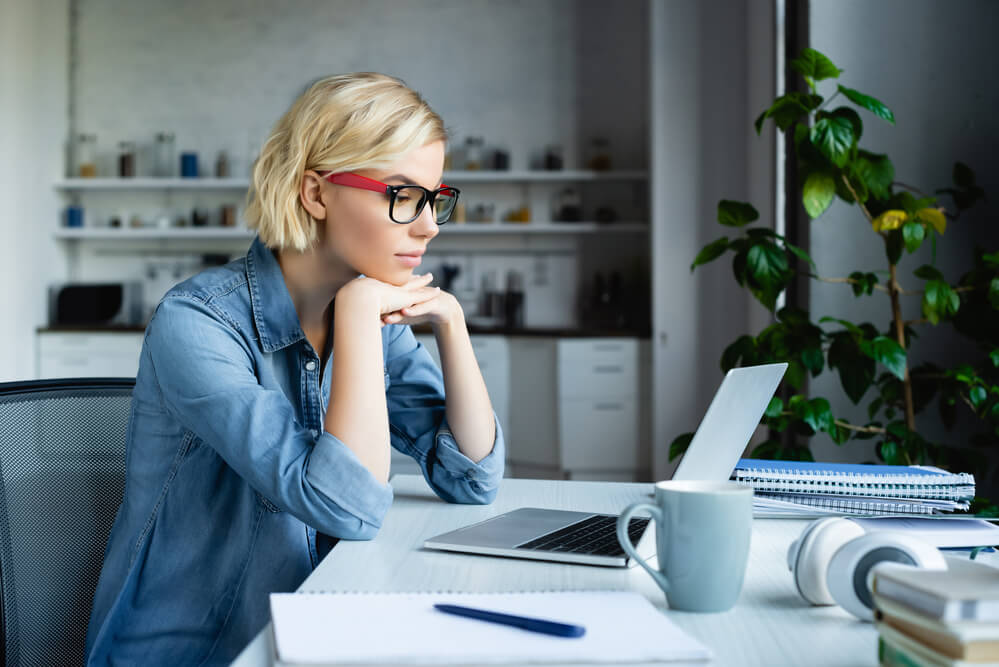 Effective Hybrid Leadership in the Remote Work Environment